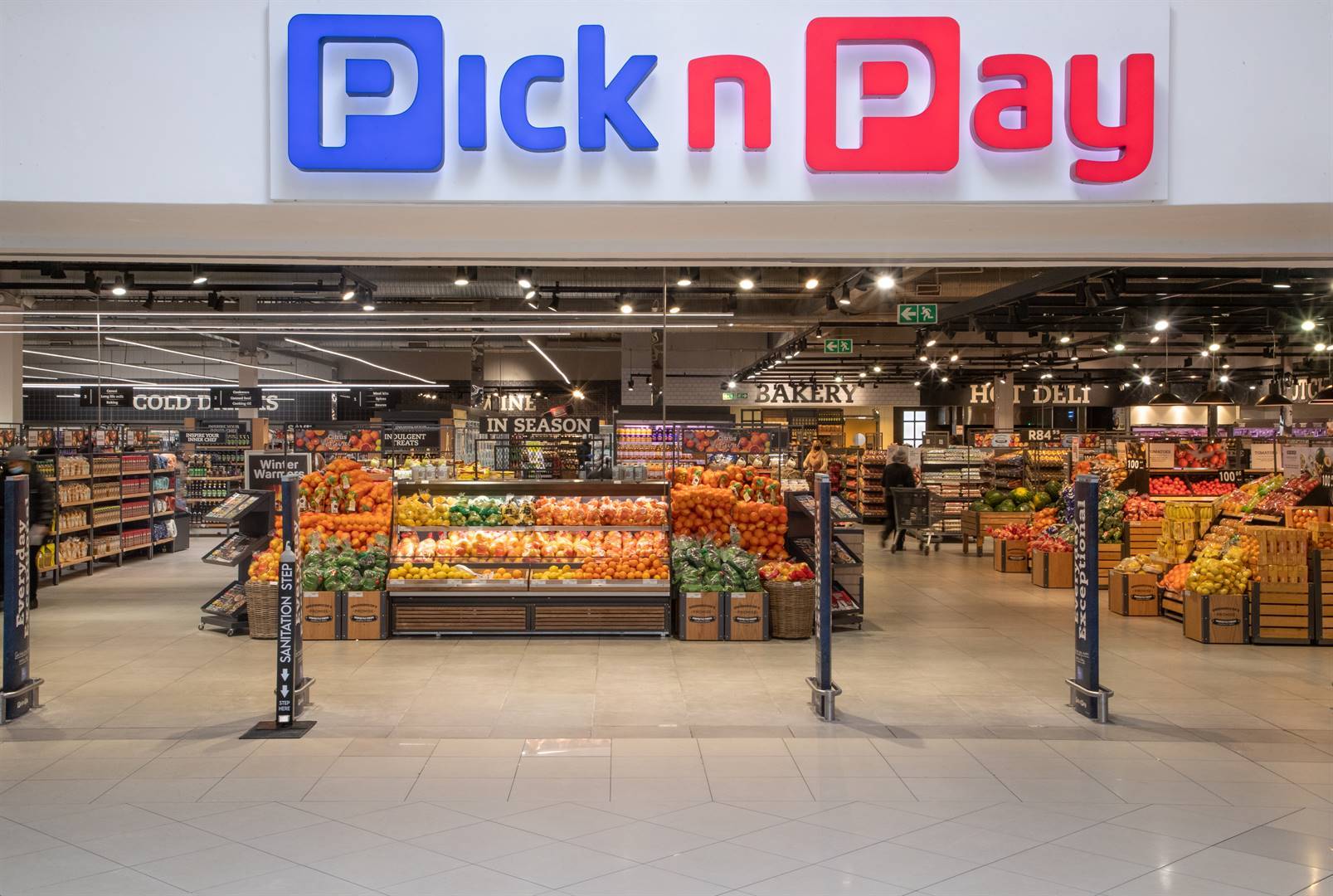 Bietjie lig aan einde van Pick n Pay se tonnel, maar winkels sluit ...