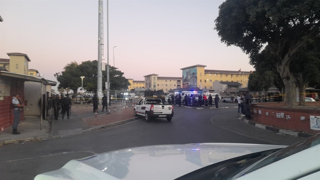 Guards shot dead in broad daylight! | Daily Sun