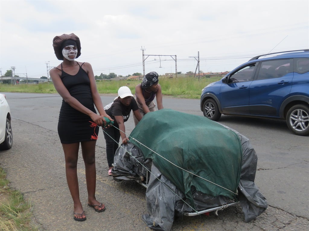 Kasi recycling queens lead the way! | Daily Sun