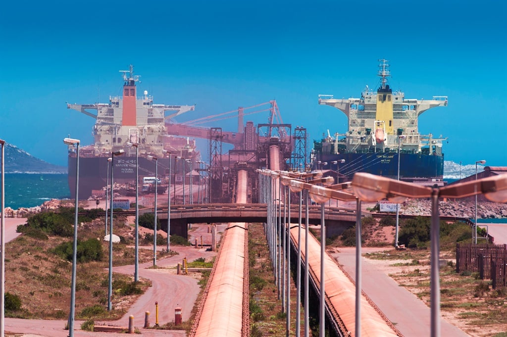 Kumba to champion a full concession of ore rail line to a third party ...