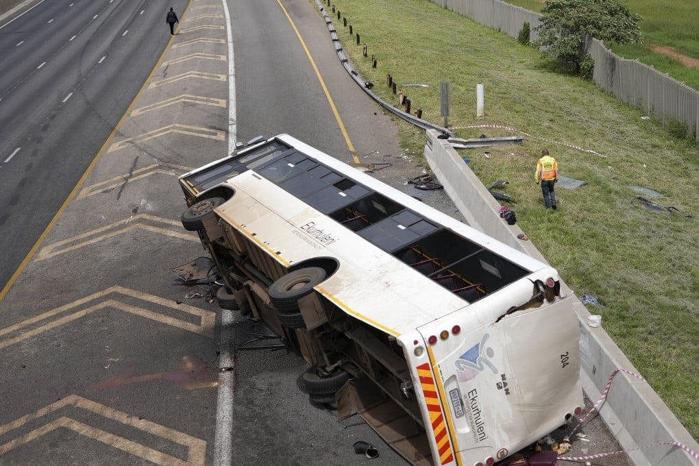 Horror bus crash death toll rises! | Daily Sun