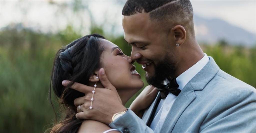 En toe is dit liefde: Hy’s ’n man wat nie doekies omdraai nie en het my ...