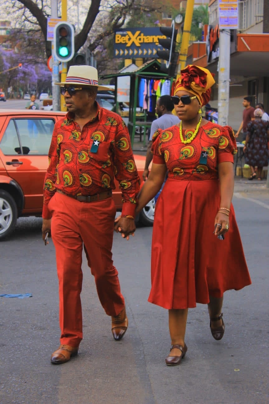 WATCH: Matchy couple inseparable like twins! | Daily Sun