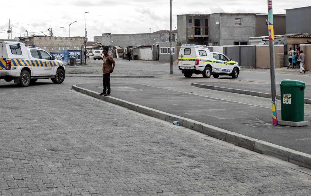 PICS: Taxi violence threatens commuter safety! | Daily Sun