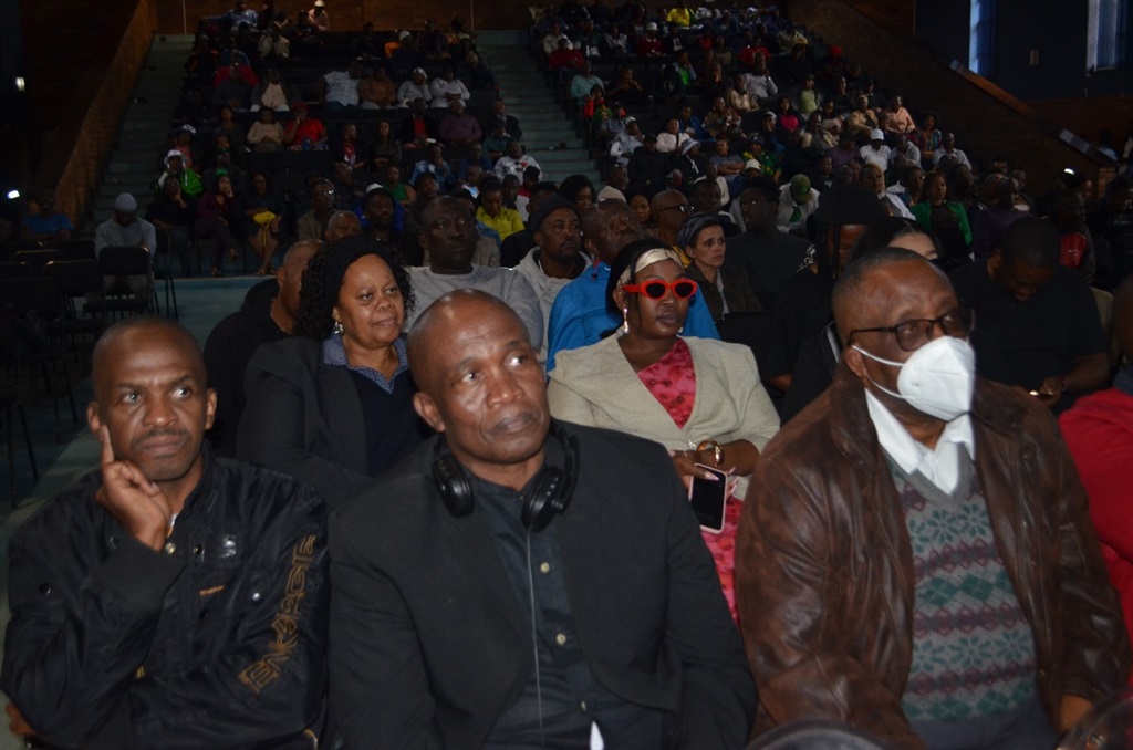 WATCH: Lady Du pays tribute to her late dad! | Daily Sun