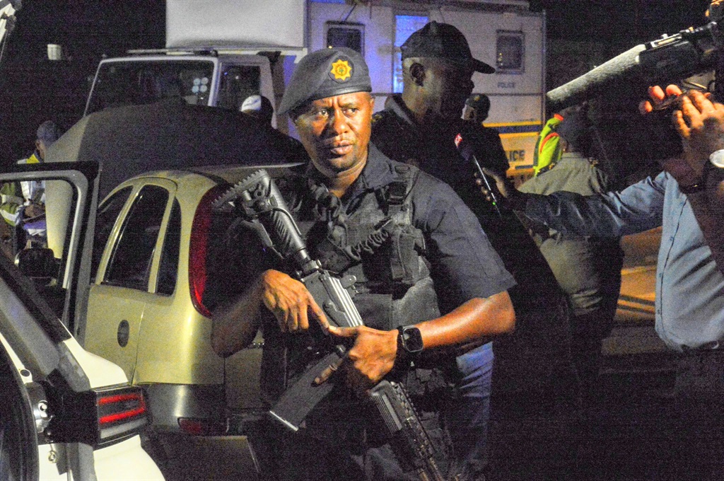 Cops shut 13 taverns and arrest 25 drunk drivers | Daily Sun