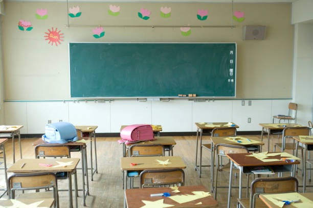‘Pervert’ teacher and principal fired | Daily Sun