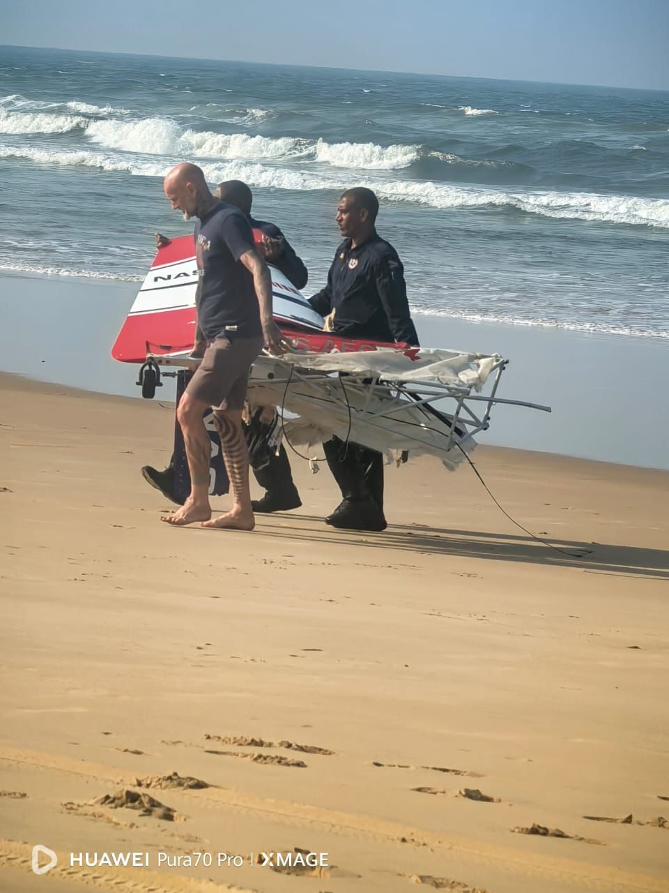 Dead pilot's body washes up on beach! | Daily Sun