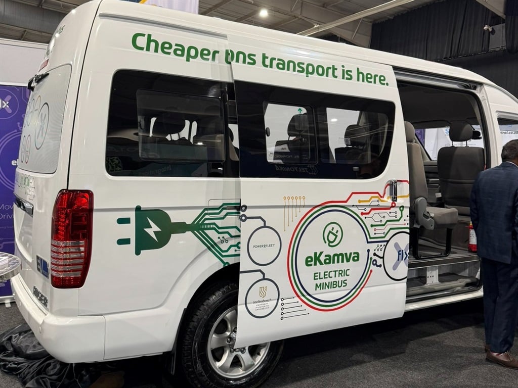 Electric taxi shifts gears for future commuting! | Daily Sun