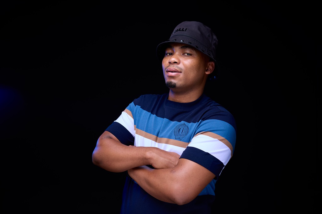 Singer turns struggles into gold! | Daily Sun