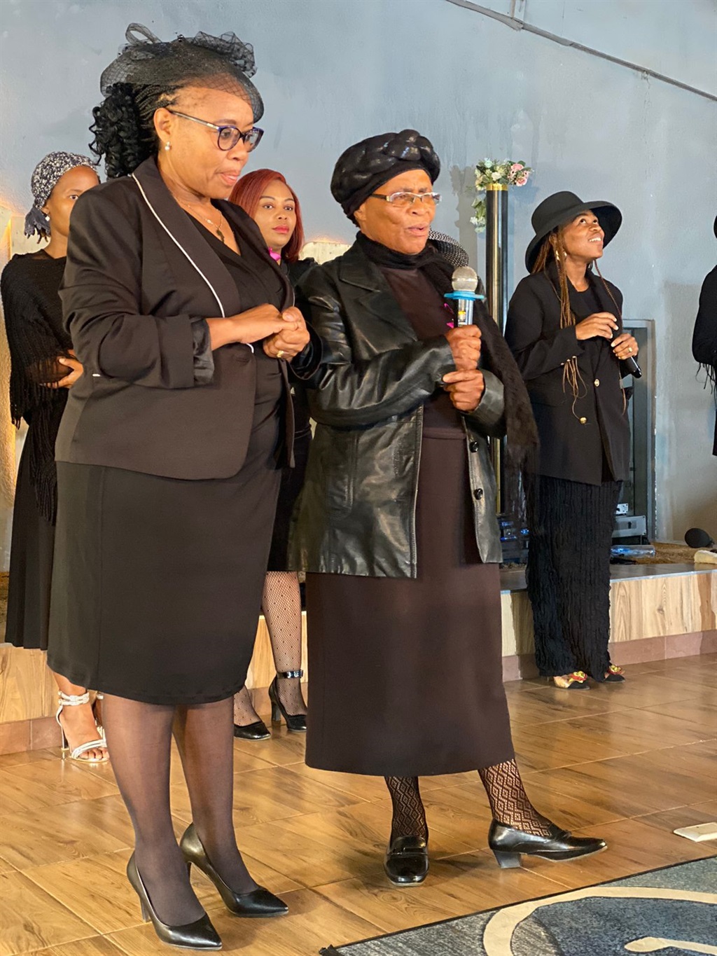 PICS: Actor bids an emotional farewell to his mum | Daily Sun