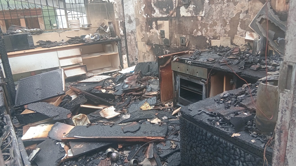 WATCH: Boy's gas stove blast destroys five homes! | Daily Sun