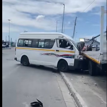 ‘Drunk’ taxi driver bust after crash! | Daily Sun