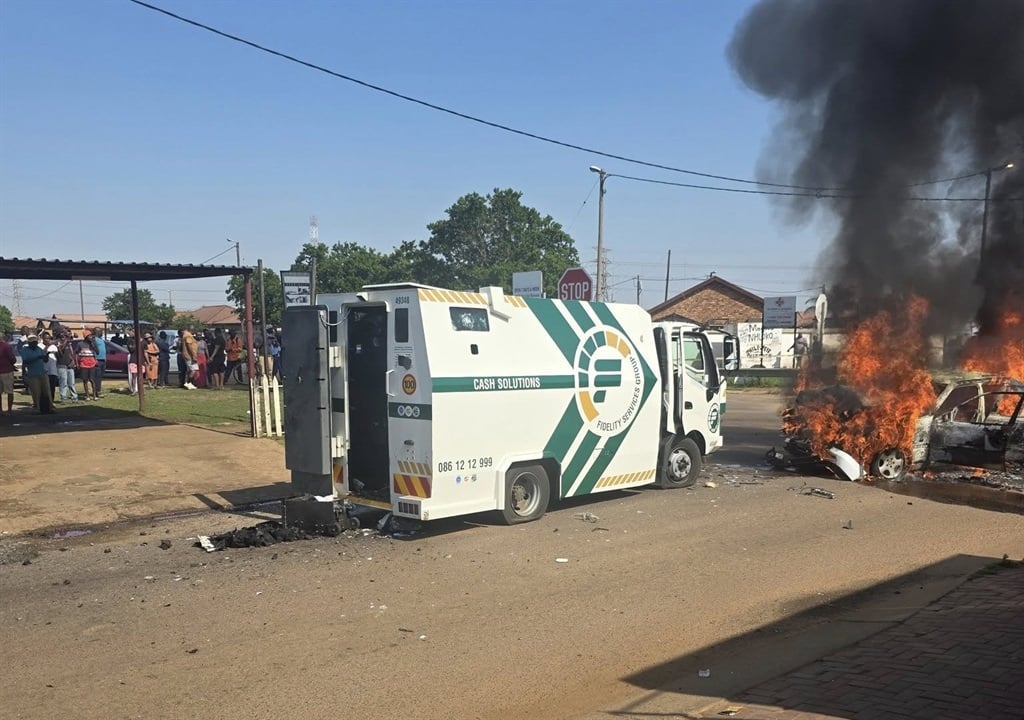 CIT gang leaves empty handed! | Daily Sun