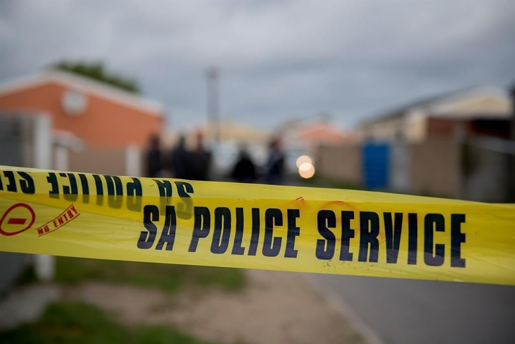 Amagata drop four suspects in wild shoot-outs! | Daily Sun