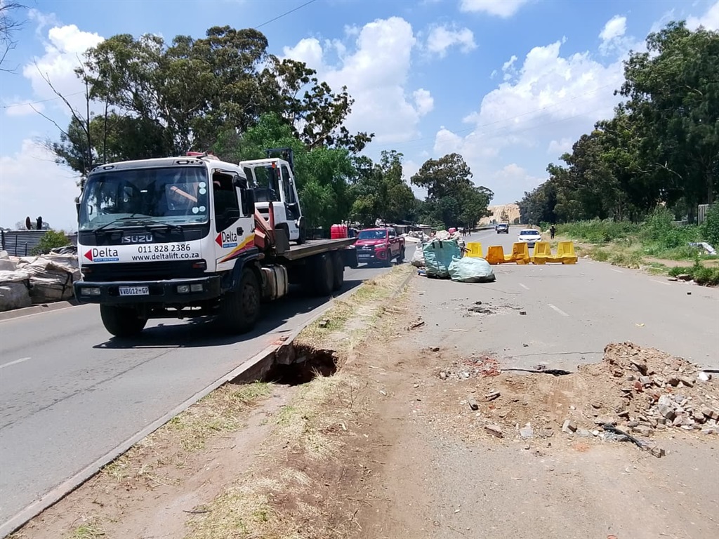 WATCH | Time bomb beneath a busy road! | Daily Sun