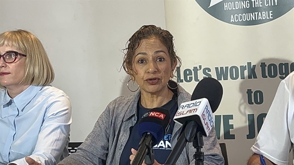 'Tone-deaf' authorities blamed for water infrastructure collapse ...