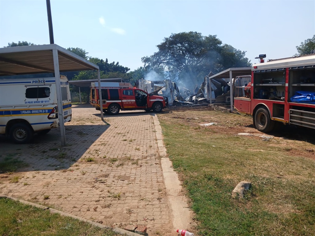 Cop shop up in flames! | Daily Sun