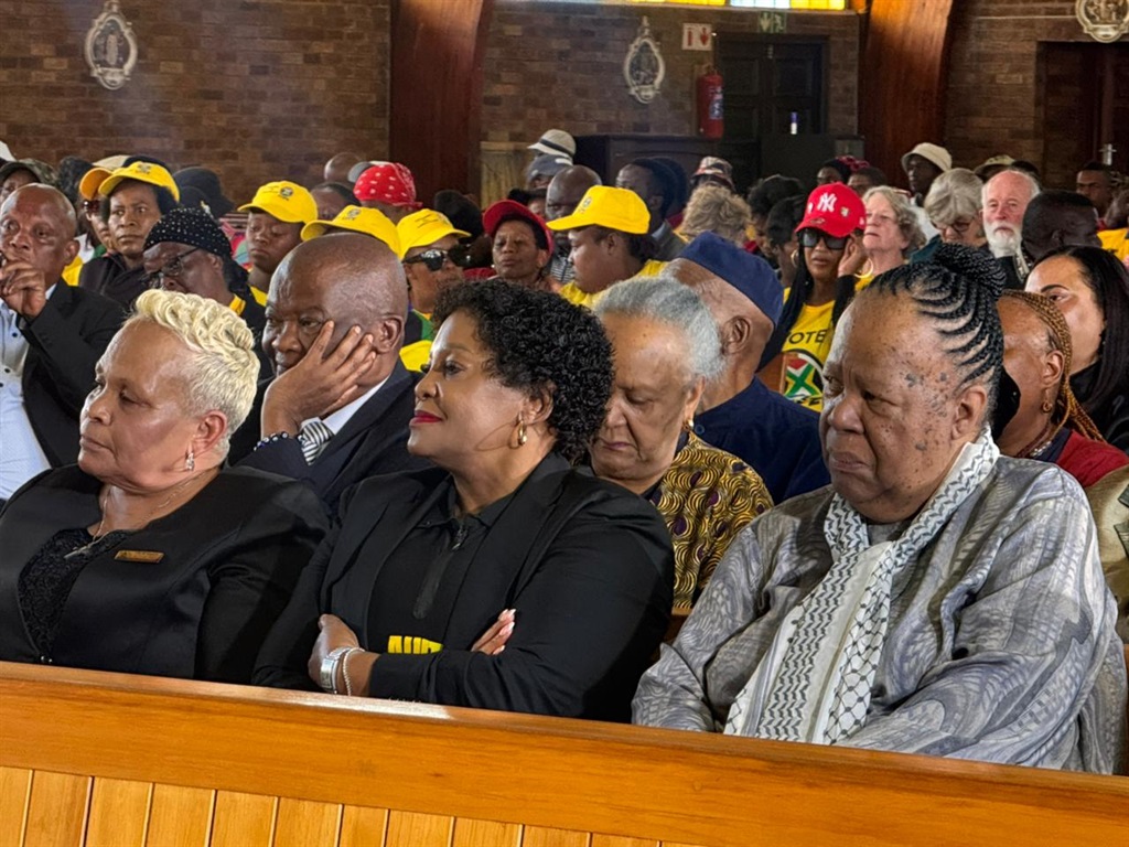 WATCH: Lekota remembered as a fearless leader! | Daily Sun