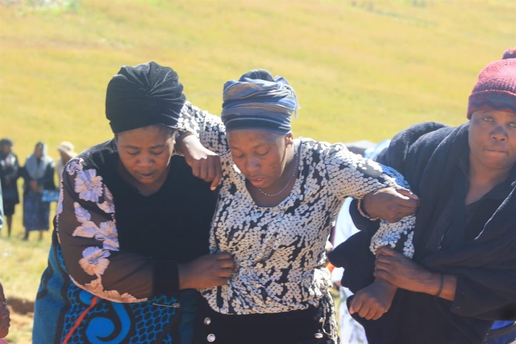 WATCH | Final ride: Beloved taxi driver laid to rest! | Daily Sun