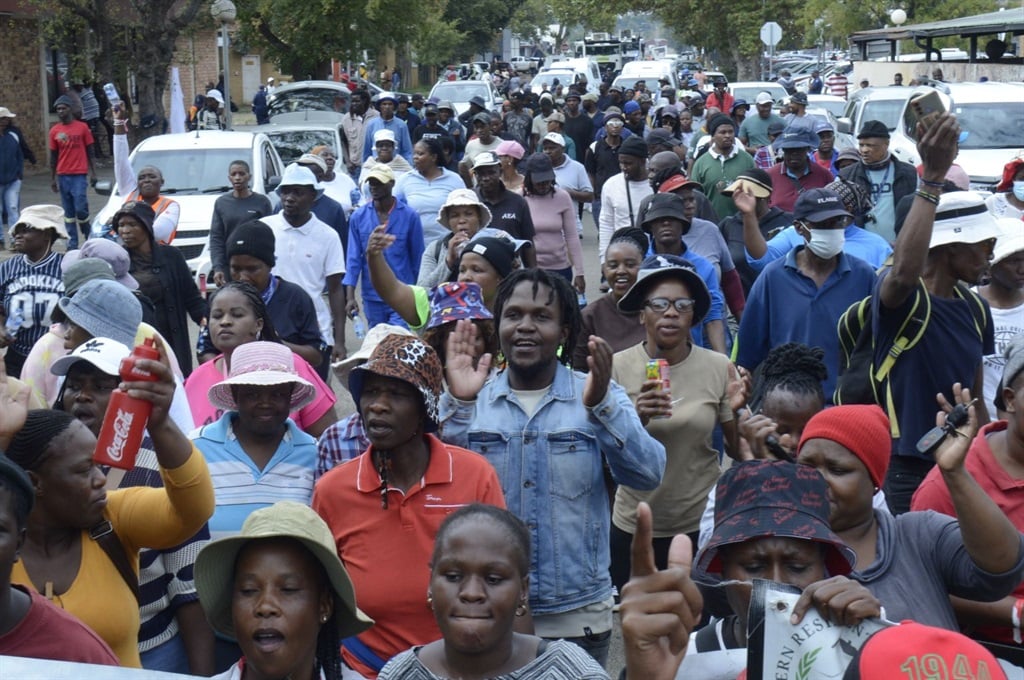 Angry residents demand services, not excuses! | Daily Sun