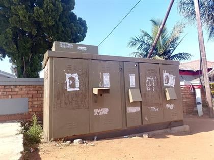 WATCH: Dead man found inside danger box! | Daily Sun