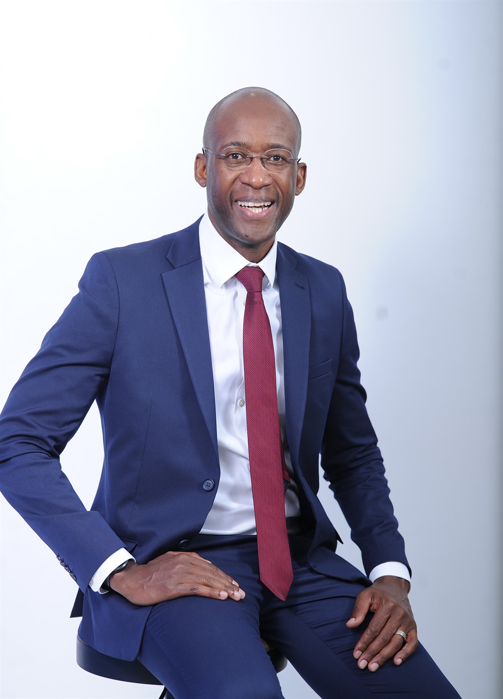 Tavaziva Madzinga, ’n besturende direkteur van Britam Holdings, is as ...