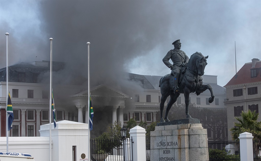 WATCH | Fire breaks out in Parliament | News24