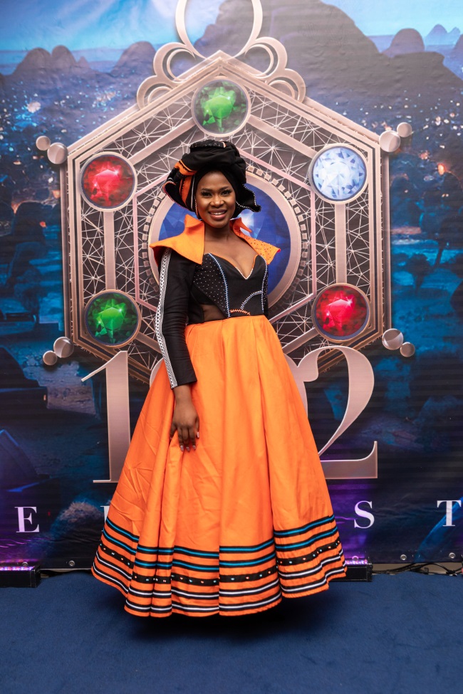 GALLERY | 10 of our top looks from the 1802: Love Defies Time blue ...