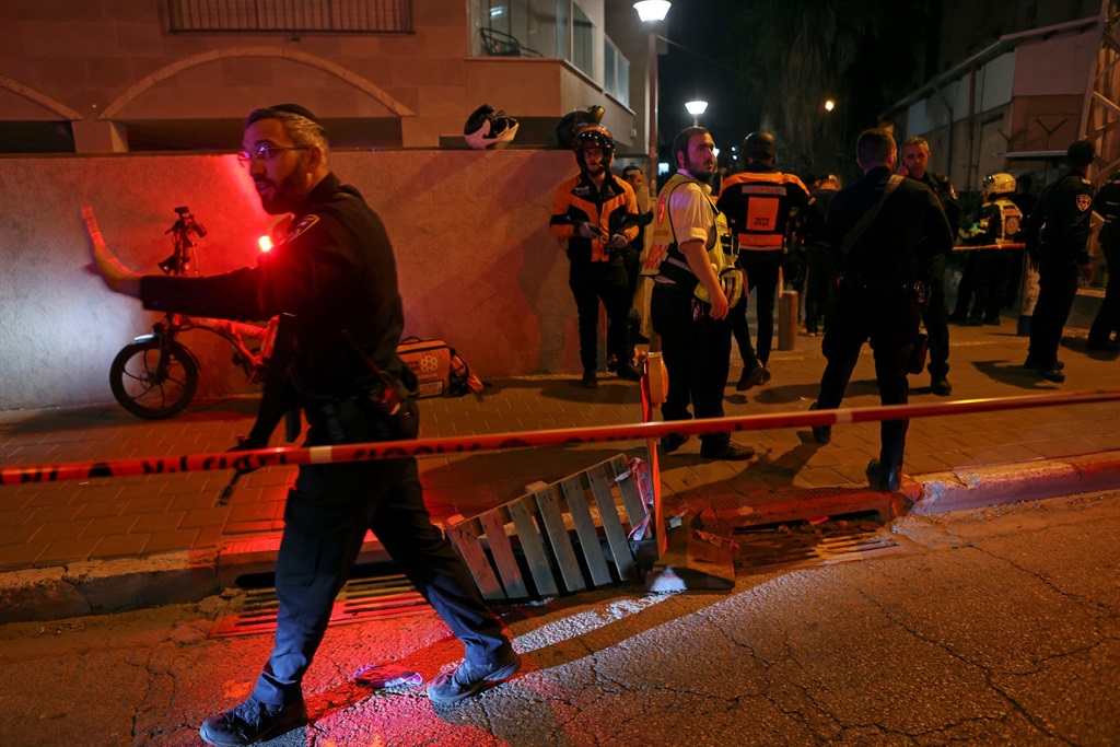 5 mense op straat doodgeskiet in Tel Aviv | Netwerk24