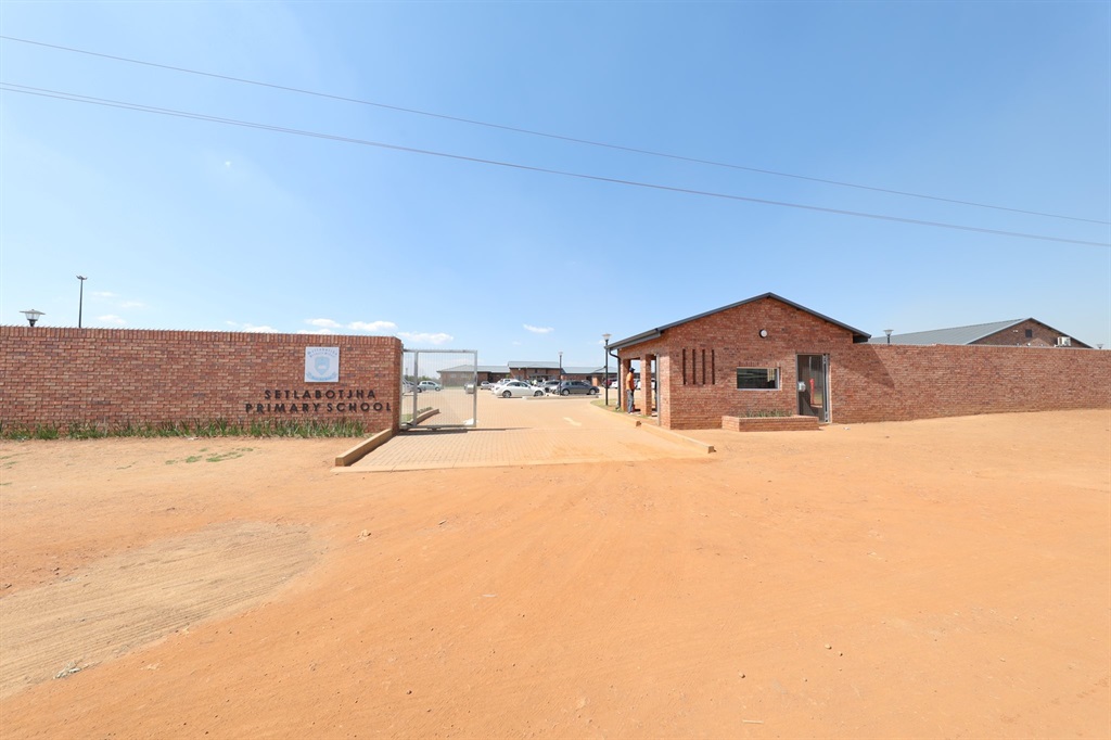 PICS | Gauteng govt unveils primary school in Sebokeng after R95m ...
