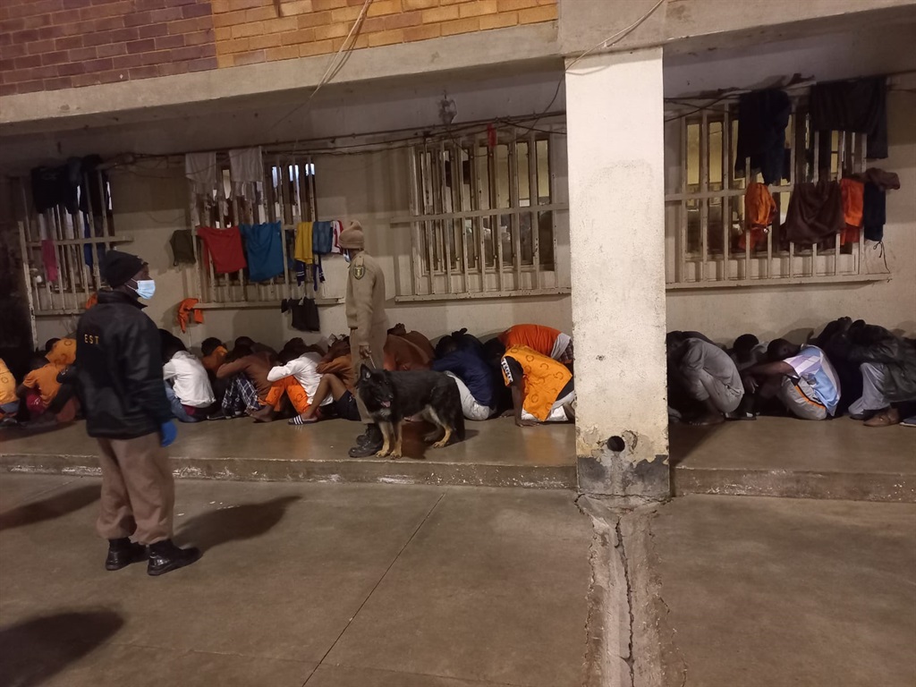 'Sun City' prison raid reveals cushy life of plasma TVs, PlayStations ...