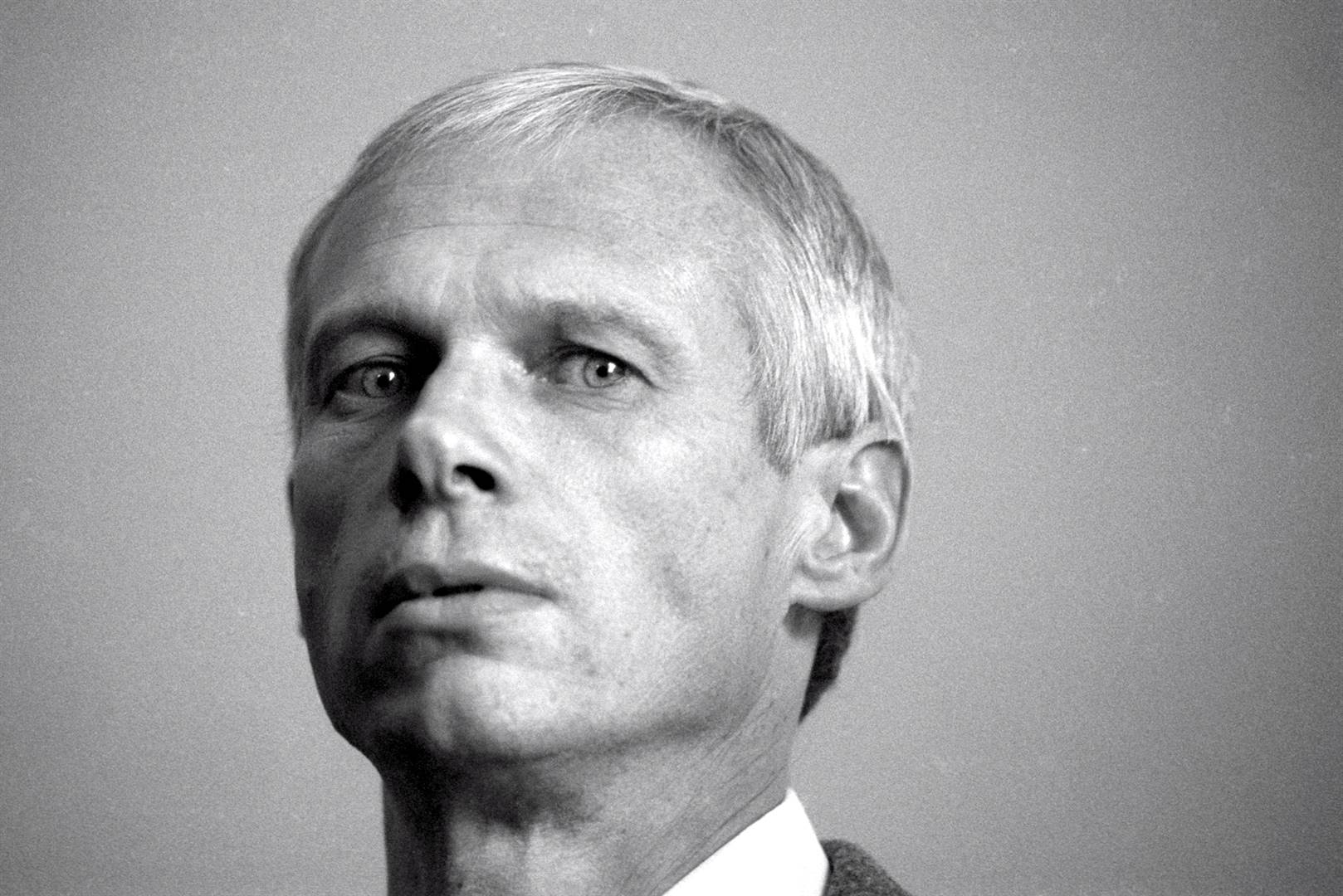 Uitspraak is Dinsdag voorbehou in die aansoek van Janusz Walus ...
