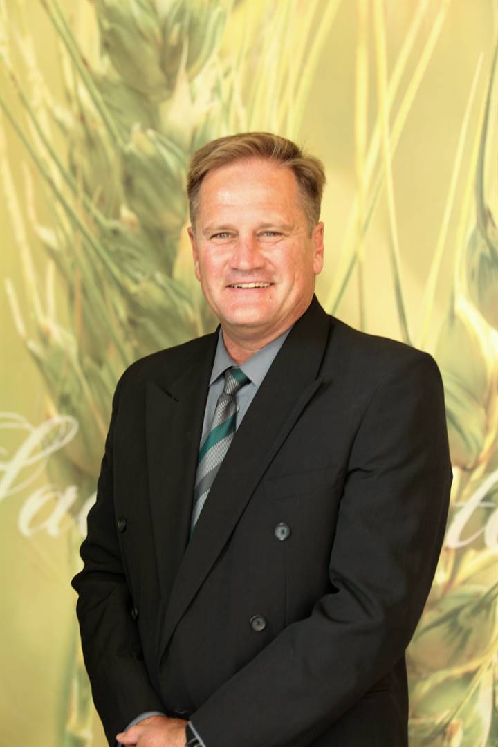 Hoërskool Jim Fouché kry nuwe hoof | Netwerk24