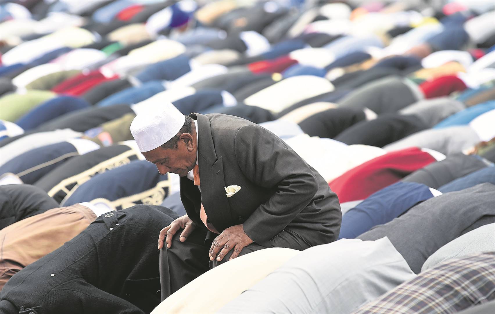 Groot fees vir Muslims ná vas | Son