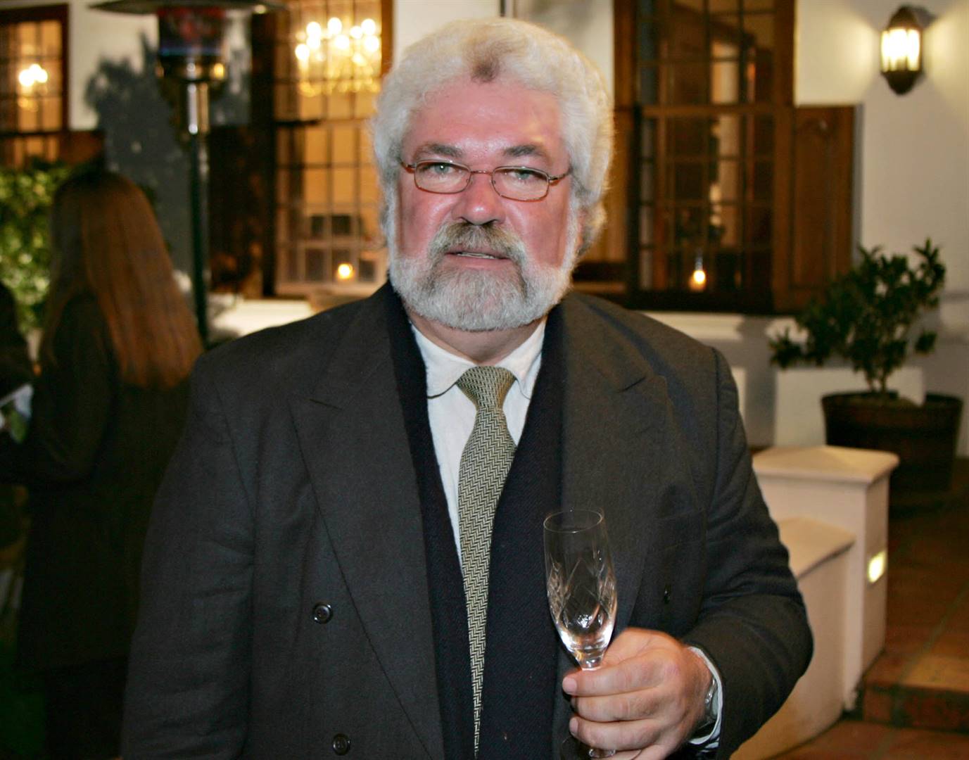 Herman Binge lewer groot bydrae as akteur, regisseur en vervaardiger ...