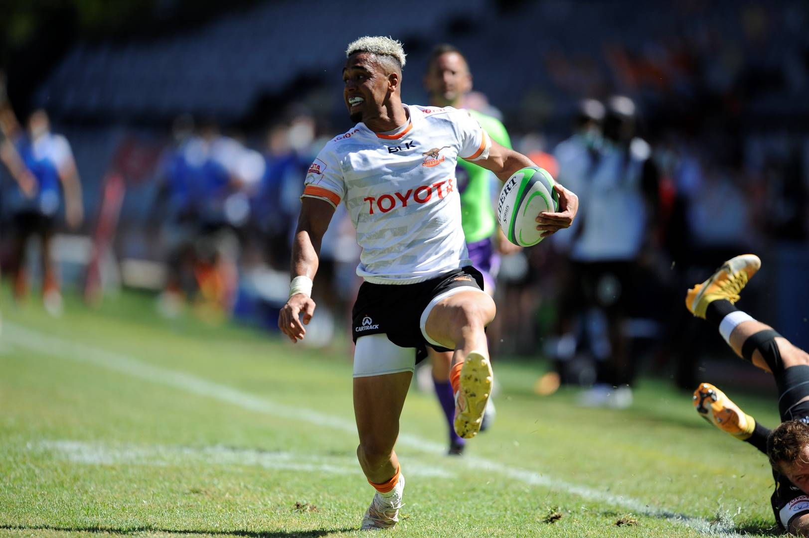 Haaie loop hulle vas teen Siya, begeesterde Cheetahs | Netwerk24