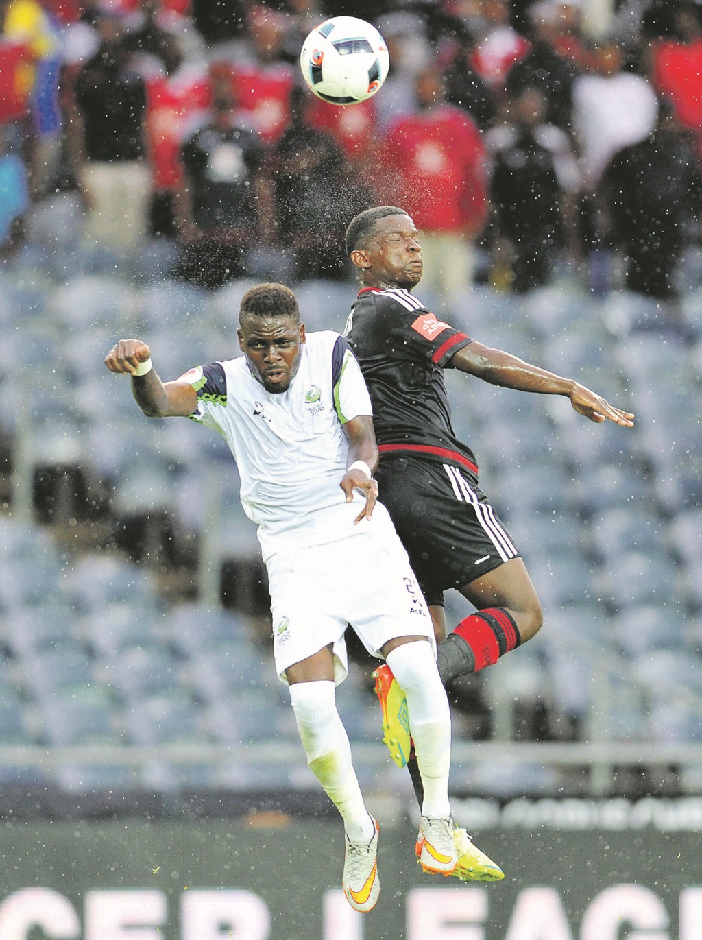 More pressure on Tinkler as Pirates let it slip again | News24