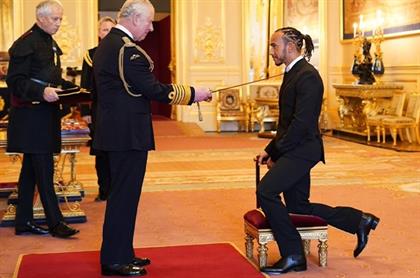 Welcome, Sir Lewis Hamilton - Champ becomes first active F1 driver to ...