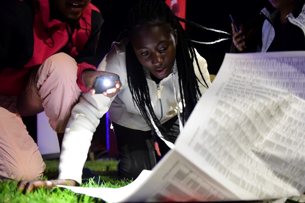 PICS: AZISHE! TEARS OF JOY FOR MATRICS! | Daily Sun