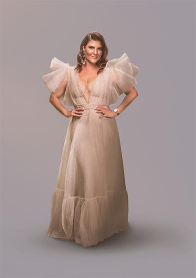 Former Miss SA Amy Kleinhans-Curd joins latest local real housewives ...