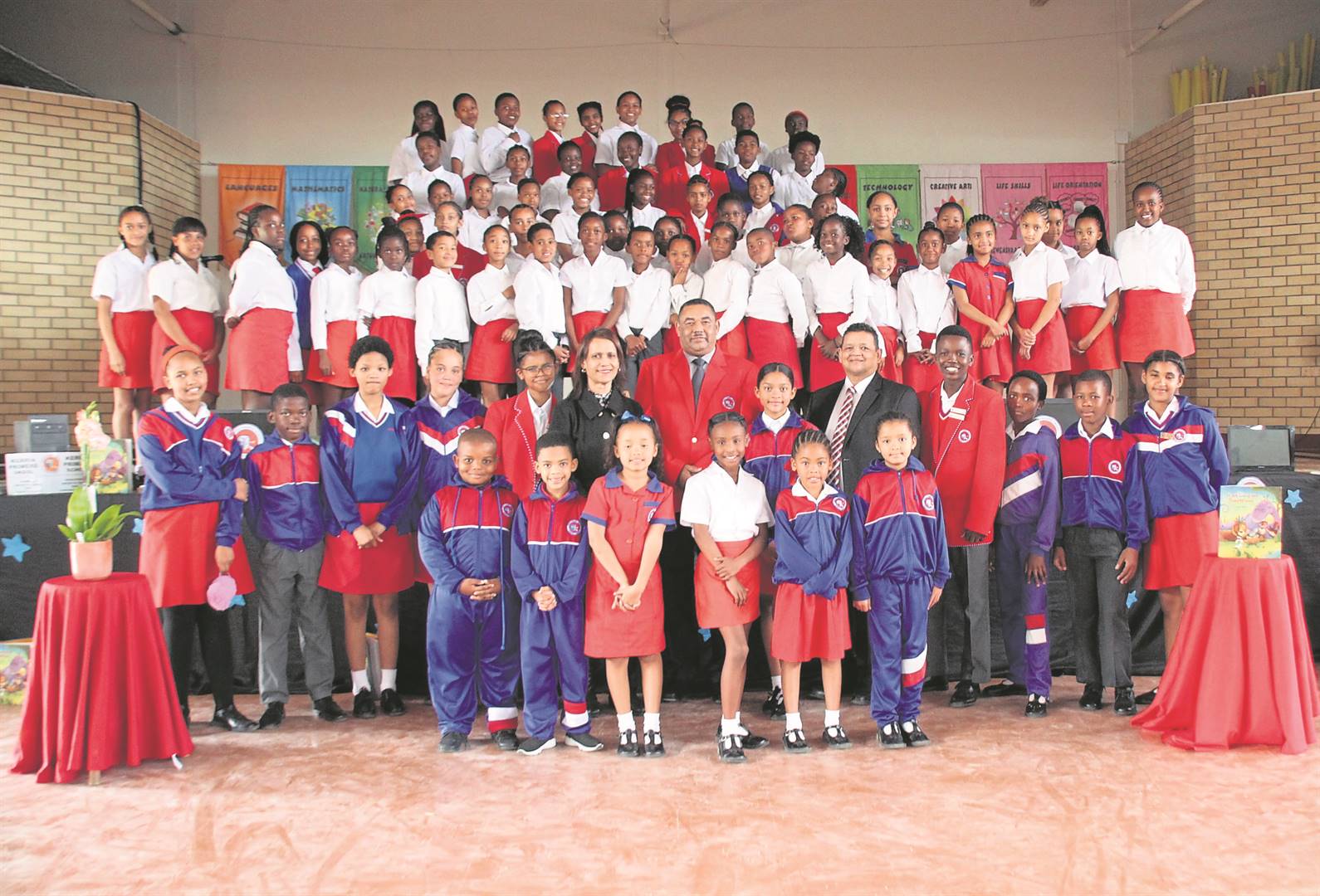 Skoolkoor groet laerskool se oudhoof | Netwerk24