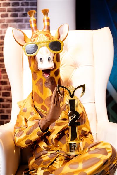 PHOTOS | Warren Masemola sticks his neck out as giraffe to win 'The ...