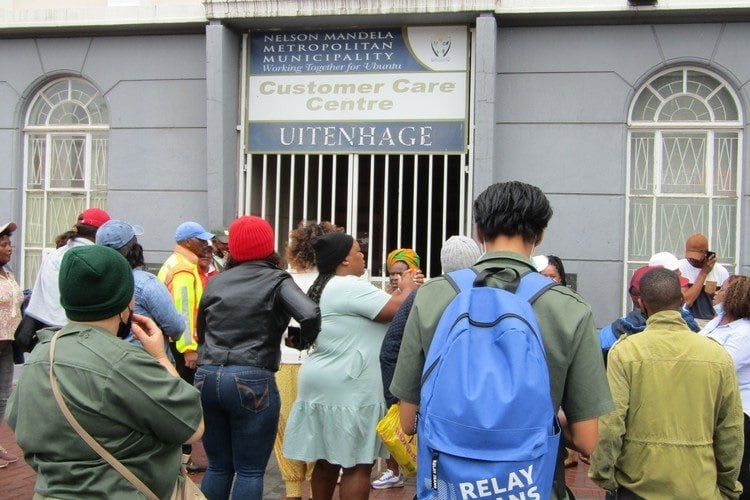 Business owners shut down parts of Nelson Mandela Bay | News24