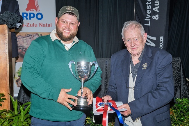 Royal-skou se R2 200/kg lamkarkas 'n ‘ongelooflike voorreg’ | Landbou