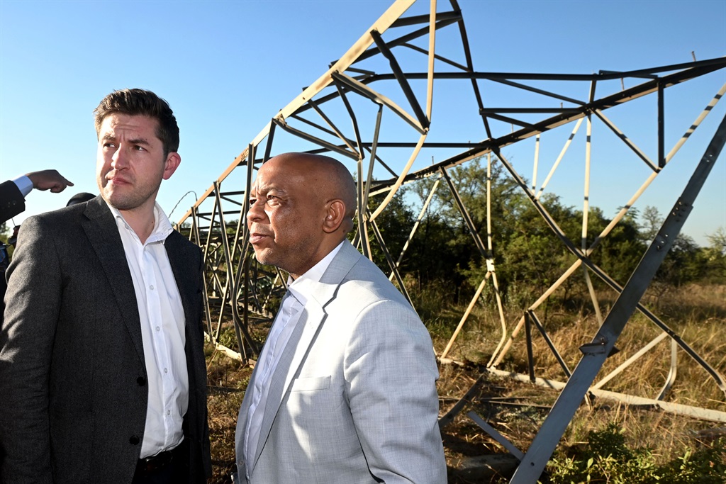 Pretoria power crisis: Eskom replaces collapsed pylons with massive ...