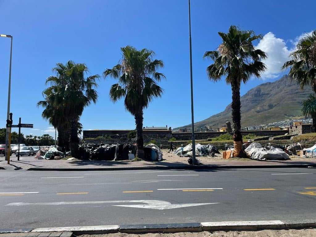 Get rid of the Castle of Good Hope squatters or we will, Cape Town ...