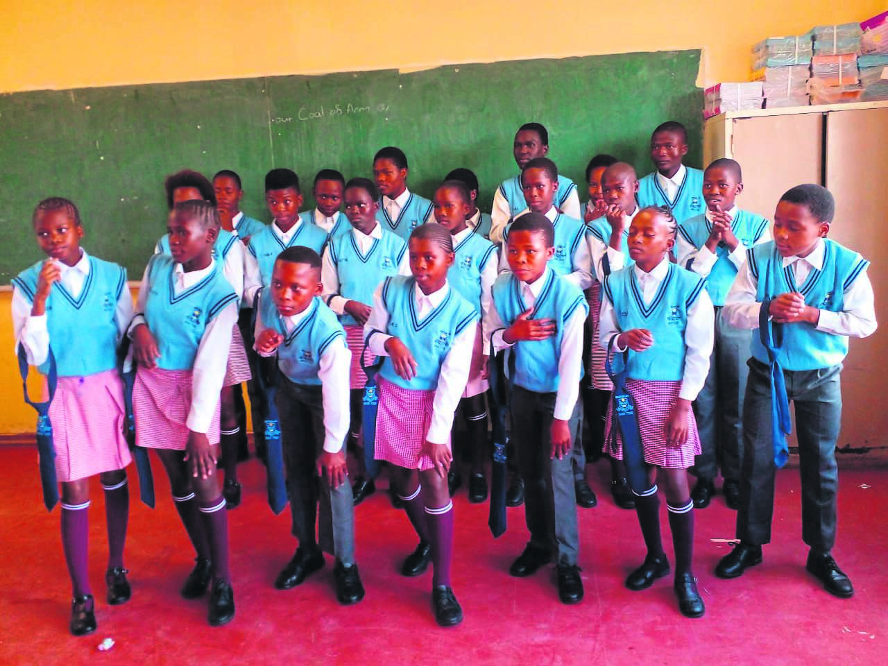 school-hosts-tie-ceremony-news24