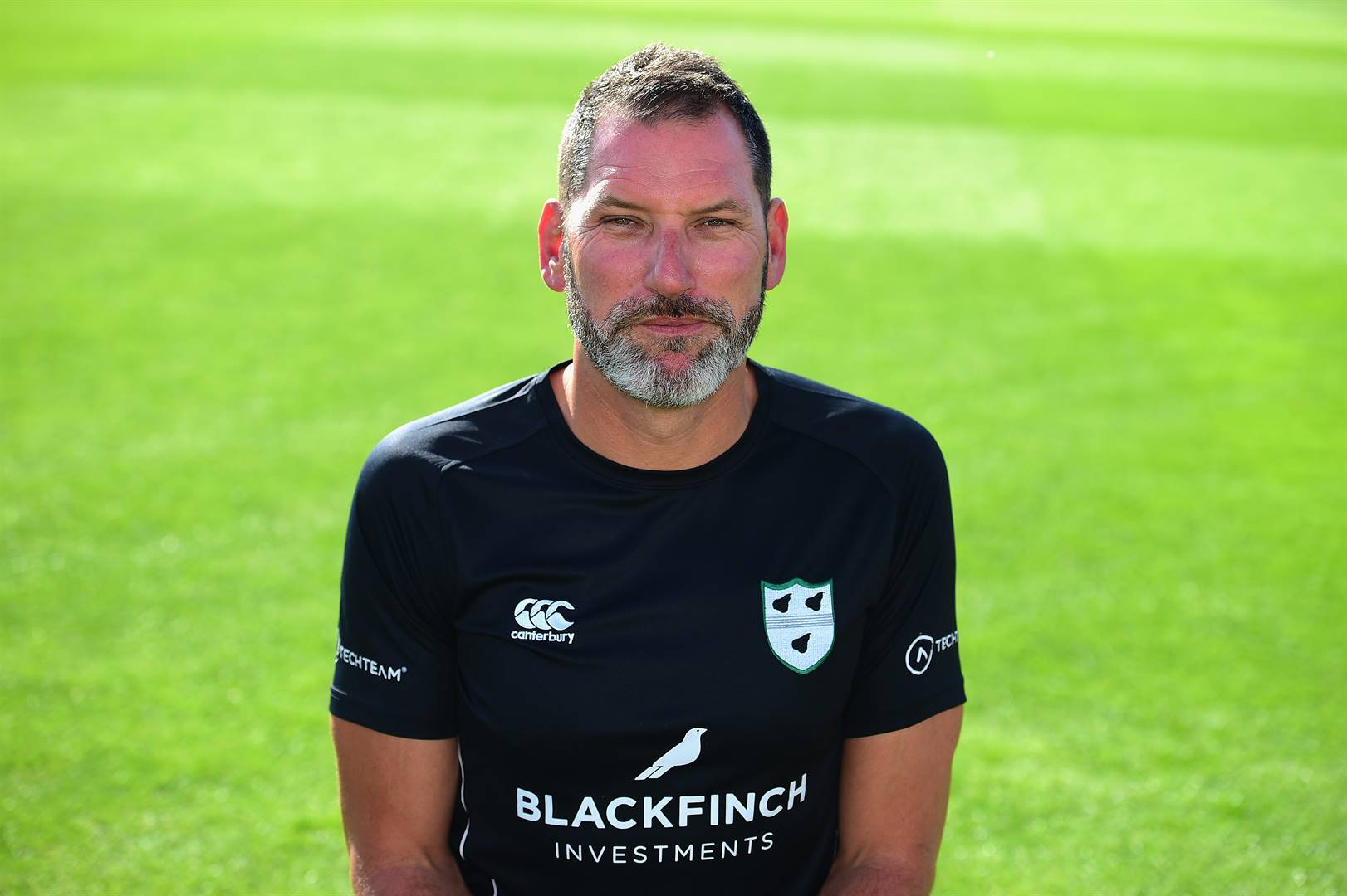 Aussie stof Donald, Steyn uit as Warwickshire-boulbreier | Netwerk24