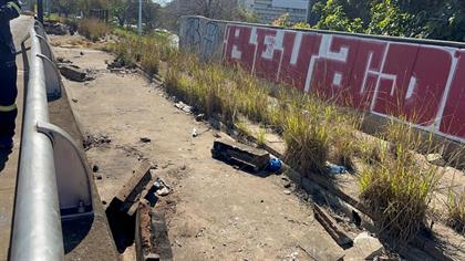 M1 fire: Thugs 0 - 1 security guards | Daily Sun